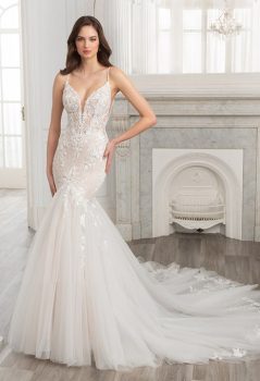 Try on the Élysée Etoile Callista Gown in Los Angeles, CA | Karoza Bridal